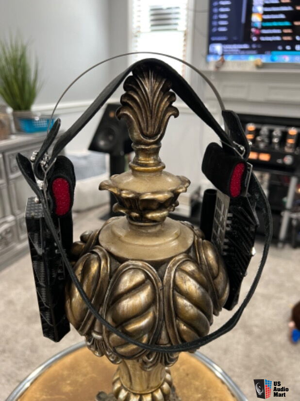 Raal Requisite SR1a headphones with Schiit amplifier Photo #4068815 ...