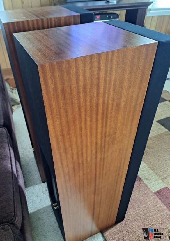 Hales Design Group Revelation Three speakers Photo #4070162 - US Audio Mart