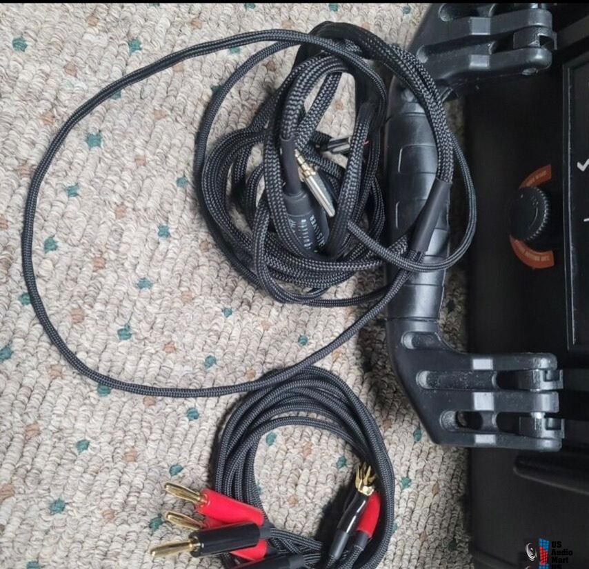 RAAL requisite SR1A true-ribbon earfield monitor Headphones Photo ...