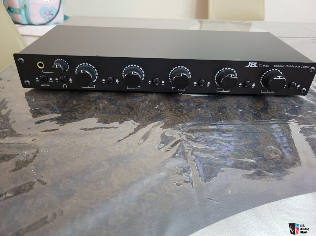 TEC Amp and Speaker Output Selector Switch Photo #4077073 - US Audio Mart