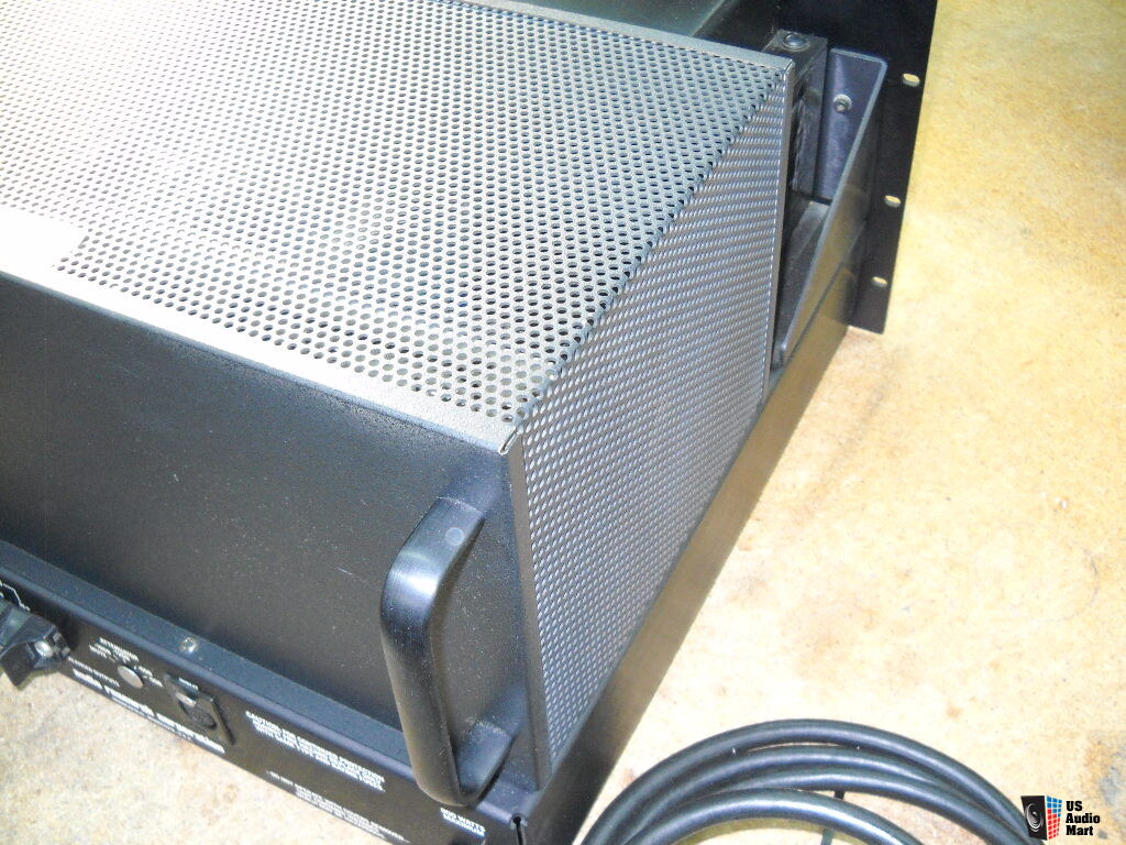 AUDIO RESEARCH Classic 150 Mono Blocks (2) SOLD to HARVEY Photo ...