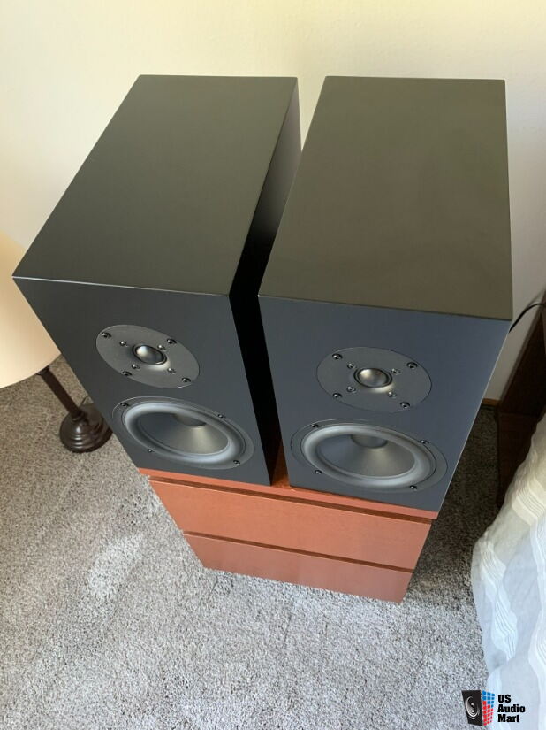 Buchardt S300 MKII Bookshelf Speakers Photo #4078385 - US Audio Mart
