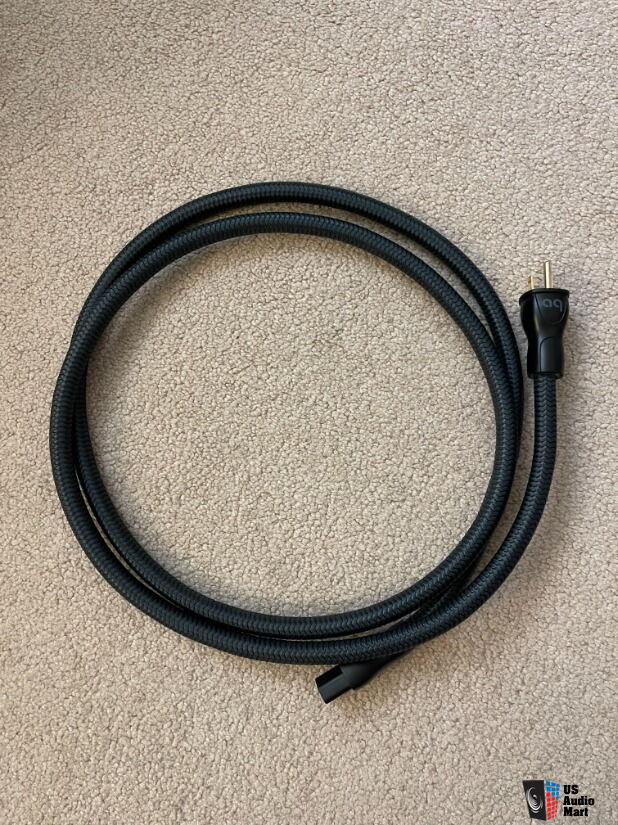 AudioQuest NRG-Y3, Low-Distortion 3-Pole AC Power Cable, 2 Meters/6.56 ...