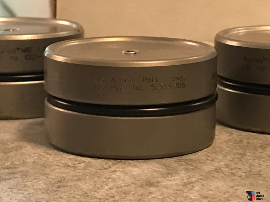 Aurios Model 1.1 Media Isolation Bearings from Vistek Photo #4080990 ...