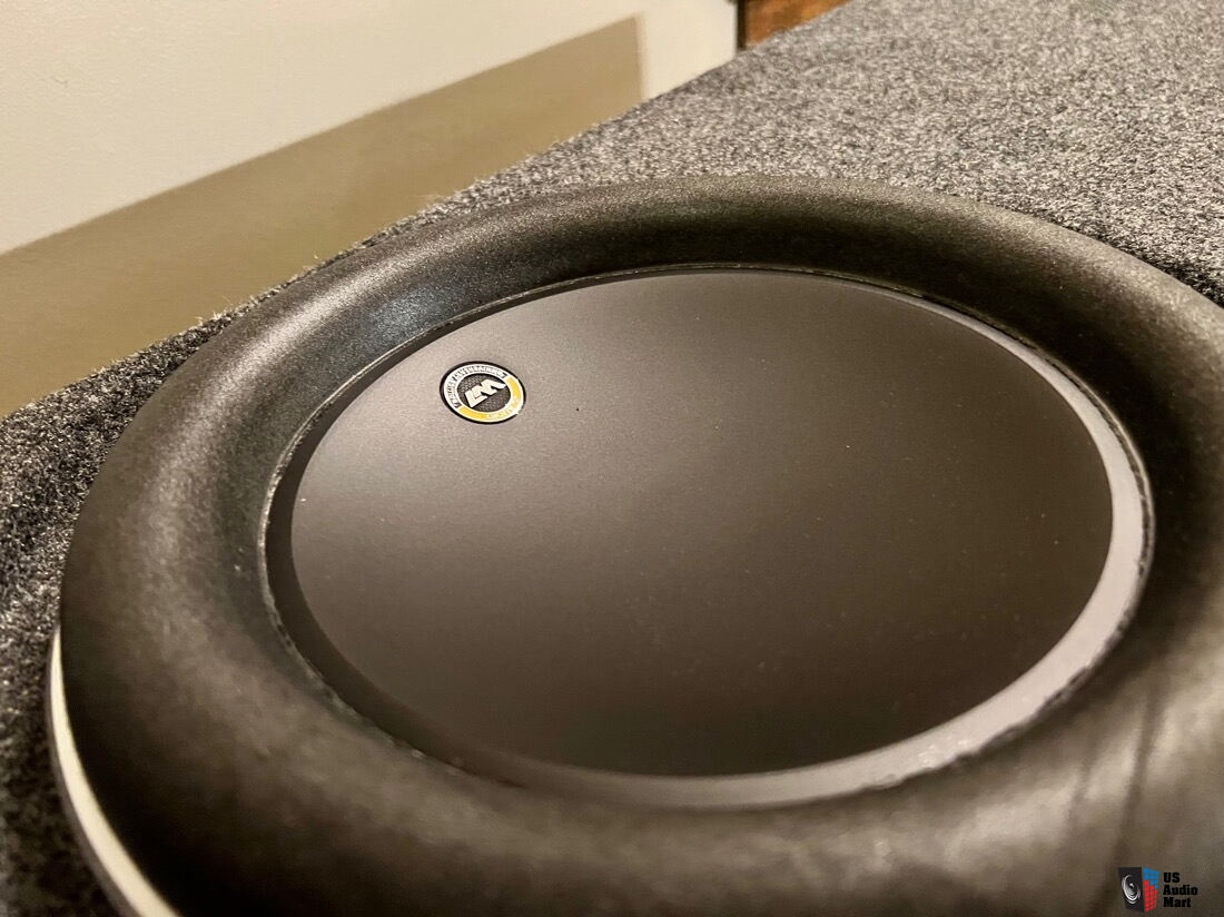 JL Audio 10W7 AE with Professional Routed, Tuned, and Ported Box Photo ...