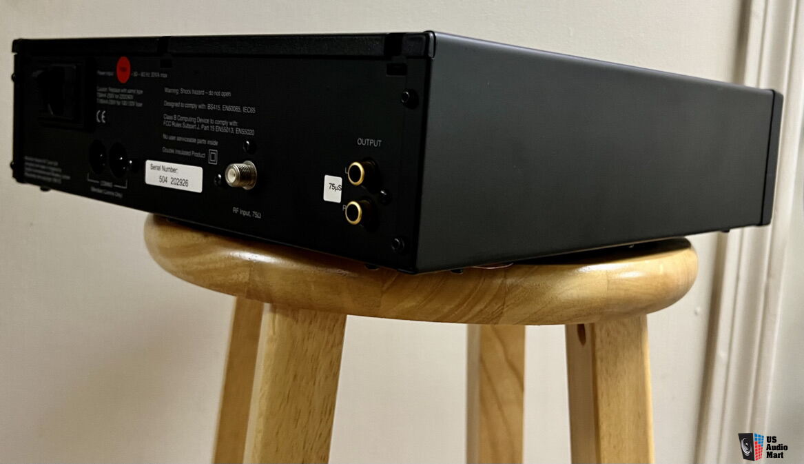 Meridian 504 Digital Stereo FM TUner Photo #4081795 - US Audio Mart
