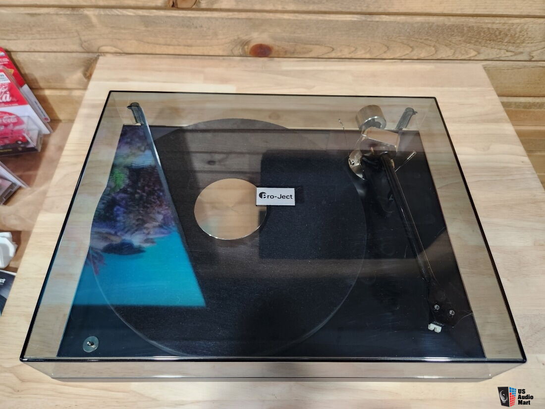 Pro-Ject Debut PRO Turntable Photo #4083985 - US Audio Mart