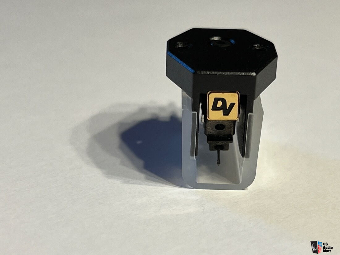 Dynavector DV-20X2 high output moving coil phono cartridge Photo ...