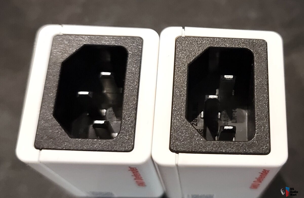 iFi Accessories: GND Defender, DC Blocker, & SPDIF iPurifier Photo ...