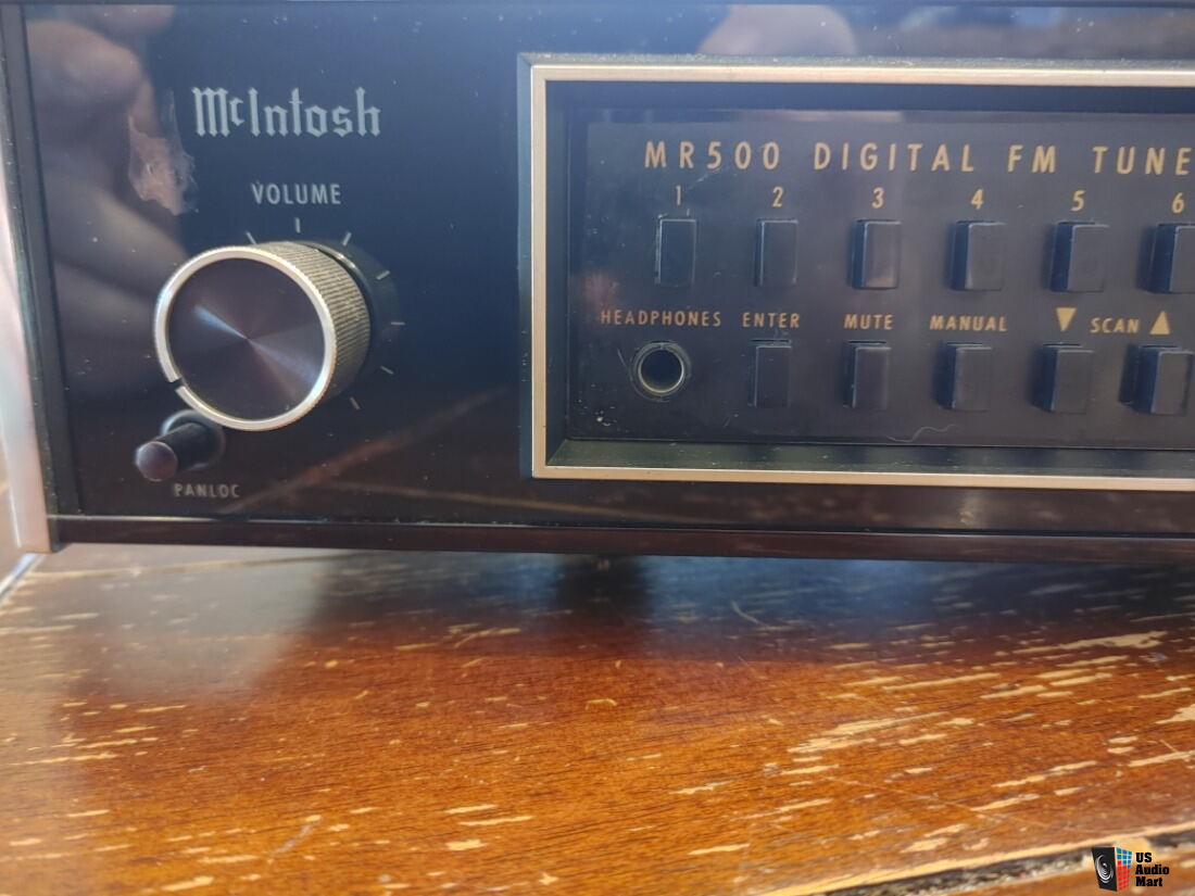 McIntosh MR500 Digital FM Tuner Photo #4096074 - US Audio Mart