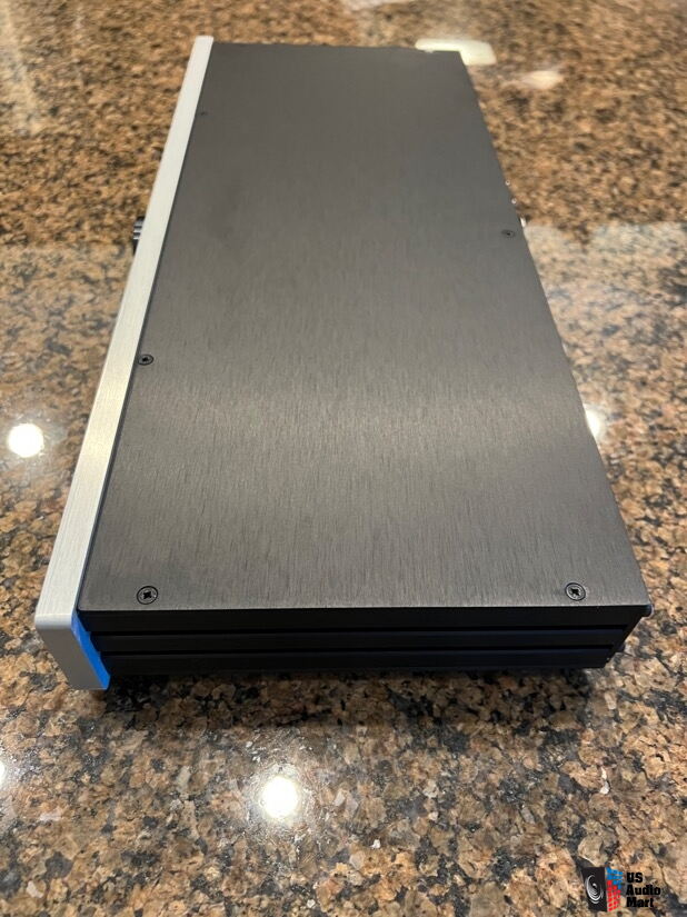Okto Research dac8 Stereo D/A convertor Photo #4099234 - US Audio Mart