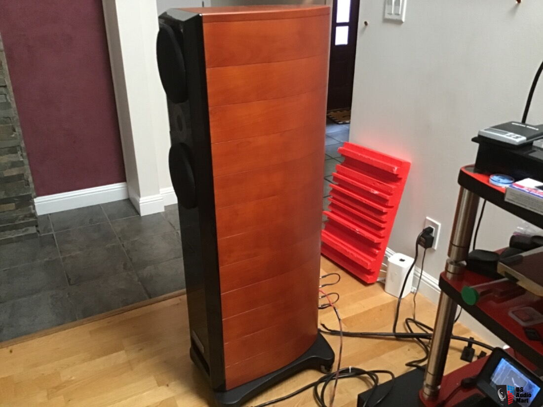 Usher Dancer Mini 2 Be Speakers Price Lowered! Photo #4100868 - US ...