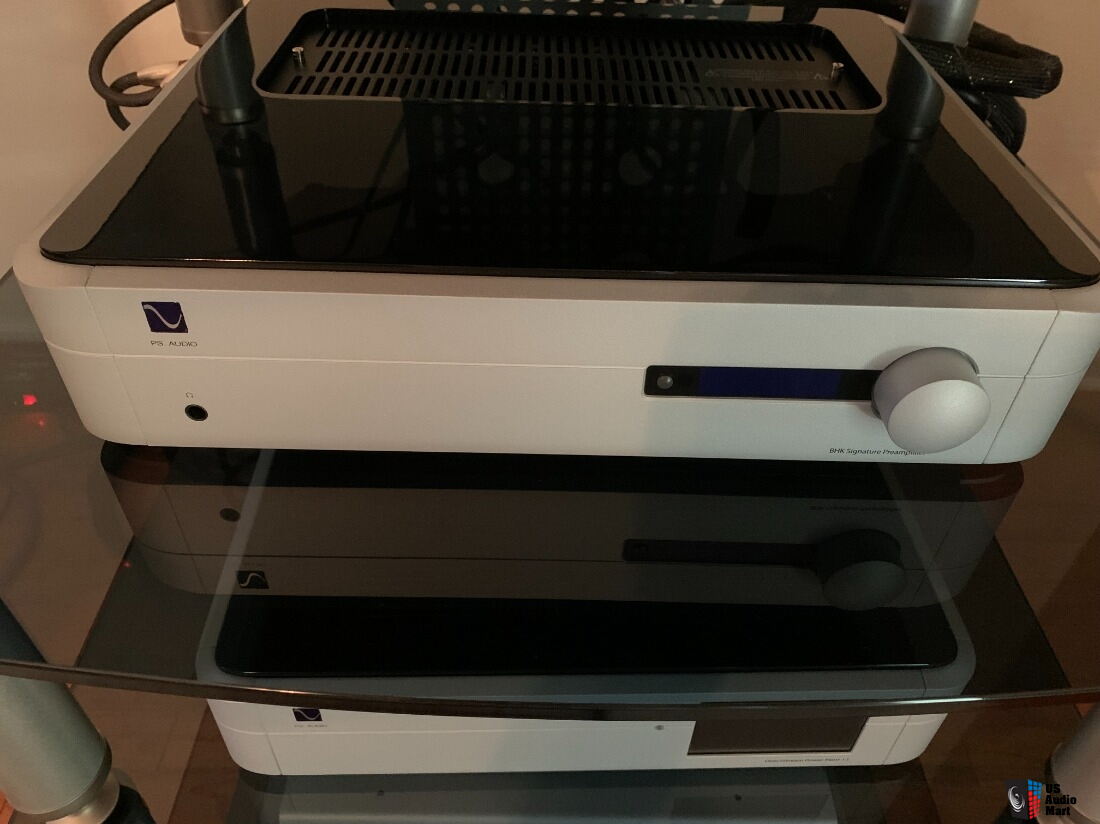 PS Audio BHK Signature Preamplifier Photo #4101053 - US Audio Mart