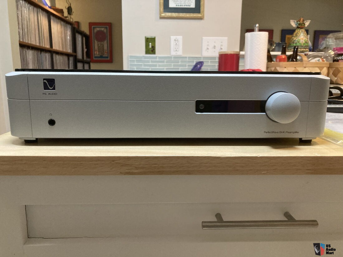 PS Audio BHK Signature Preamplifier Photo #4149607 - US Audio Mart