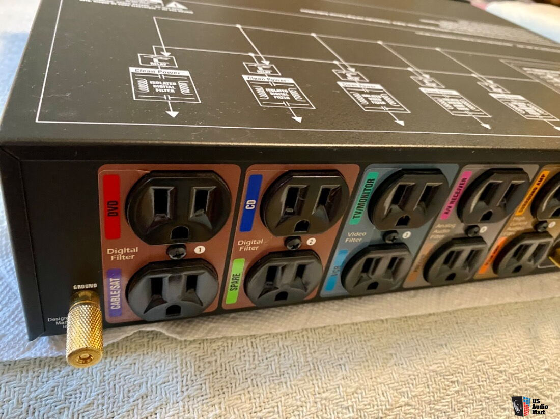 Monster Powercenter HTS 5000MKII Photo #4113139 - UK Audio Mart