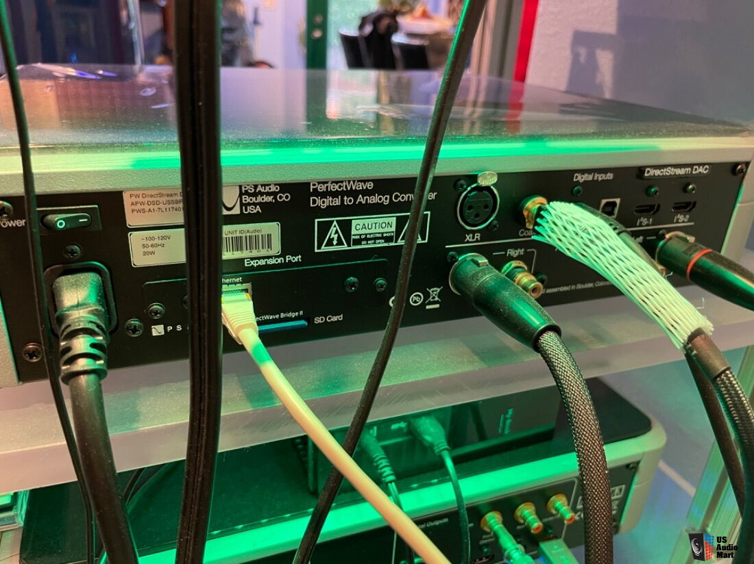 ps audio directstream dac with Network Bridge II Photo #4084647 - US ...