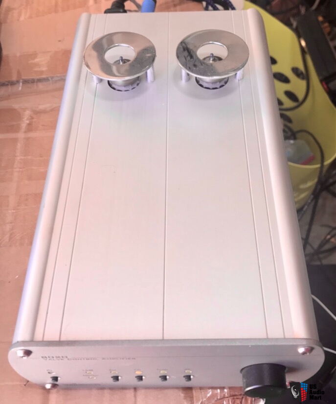 Velleman 8020 tube line stage pre amp Photo #4118108 - US Audio Mart