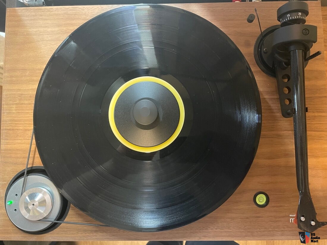 Music Hall MMF-7.3SE Walnut Turntable with 2M Bronze Cartridge Photo ...