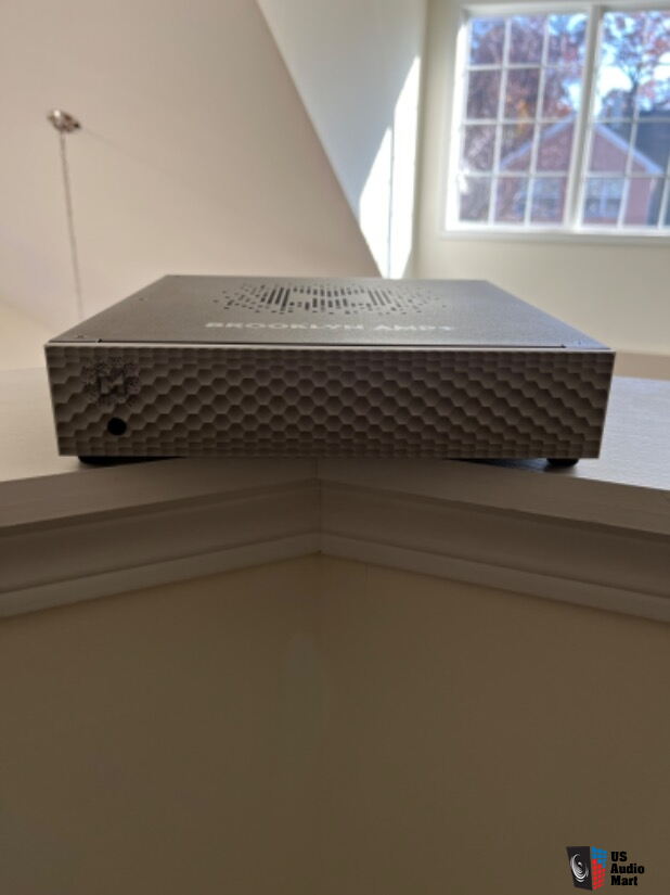 Mytek Brooklyn Amp + Photo #4126772 - US Audio Mart
