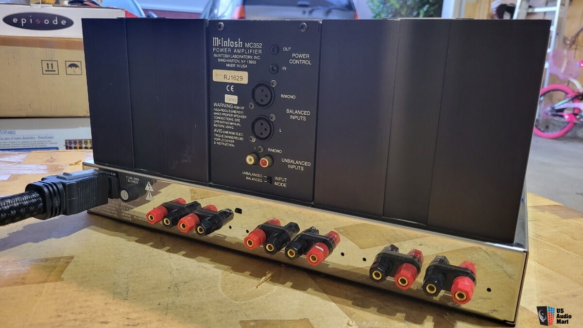 McIntosh MC352 Stereo Amplifier Photo #4132995 - US Audio Mart