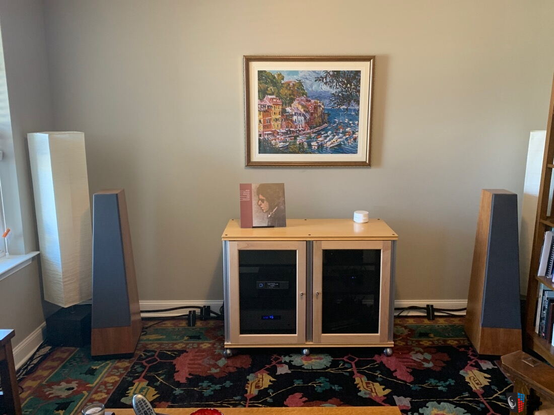 Vandersteen Treo CT Cherry/Gray SALE PENDING Photo #4133948 - US Audio Mart