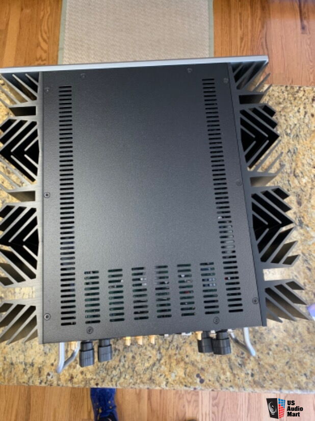 Pass Labs INT-60. "PRISTINE" condition INCLUDES shipping. - Sounds ...