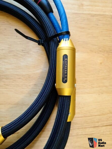 Siltech Double Crown Royal Signature XLR 1.5M cables from China Photo ...