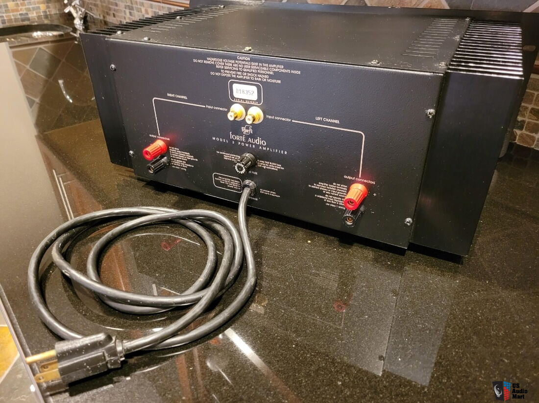 Forte Model 3 Amplifier Photo #4143150 - UK Audio Mart