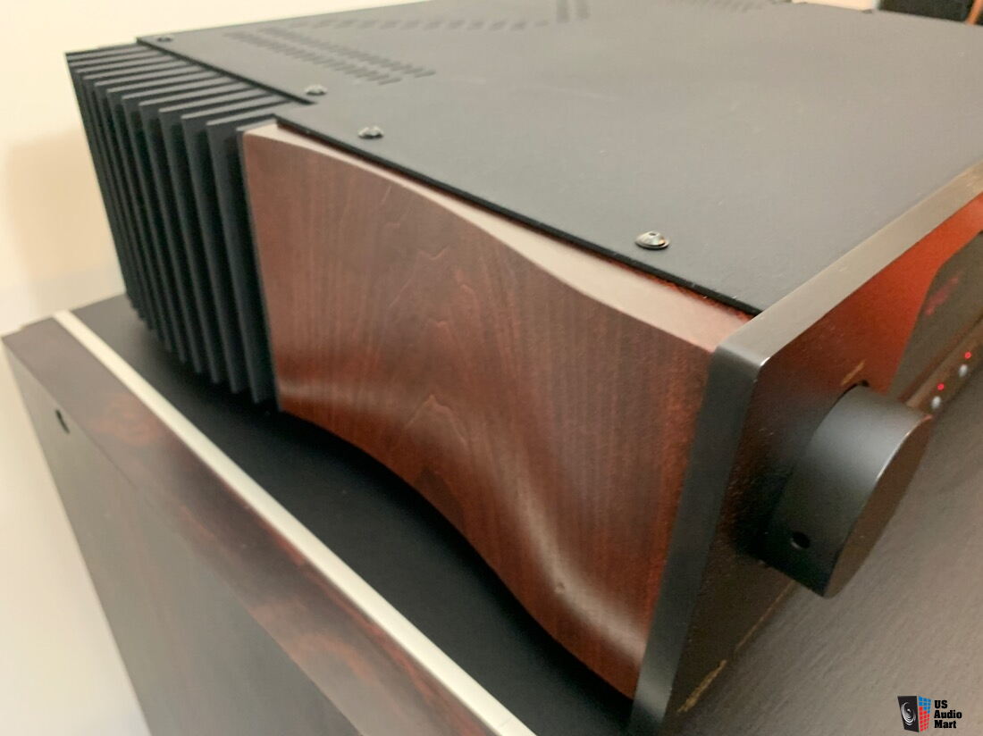 Rare and absolutely pristine Magnum Dynalab MD 208 that looks like it's ...