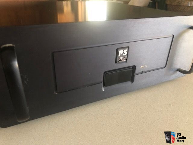 PS Audio Delta 250 mono blocks Photo #4147084 - US Audio Mart