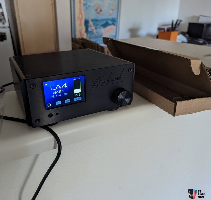 Benchmark LA4 With Remote Photo #4147153 - US Audio Mart