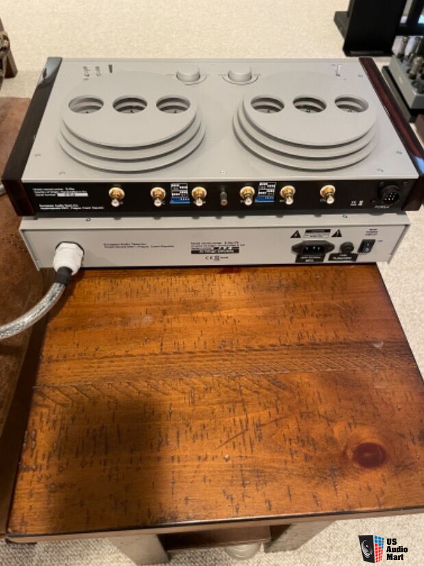 EAT European Audio Team E-GLO Tube phono stage price reduced Photo ...