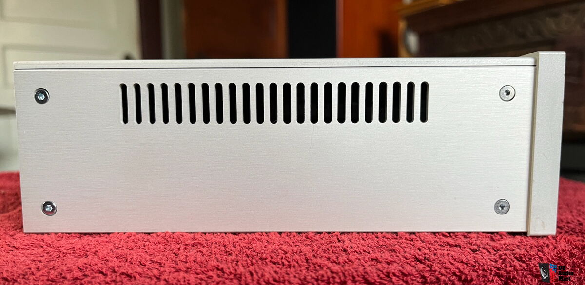 Pro-Ject Pre Box RS Digital Tube Hybrid DAC / Preamplifier; D/A ...