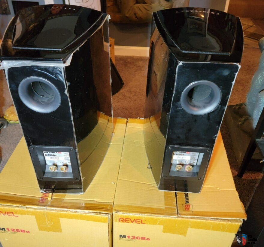 Revel M126Be bookshelf speakers Photo #4156310 - US Audio Mart
