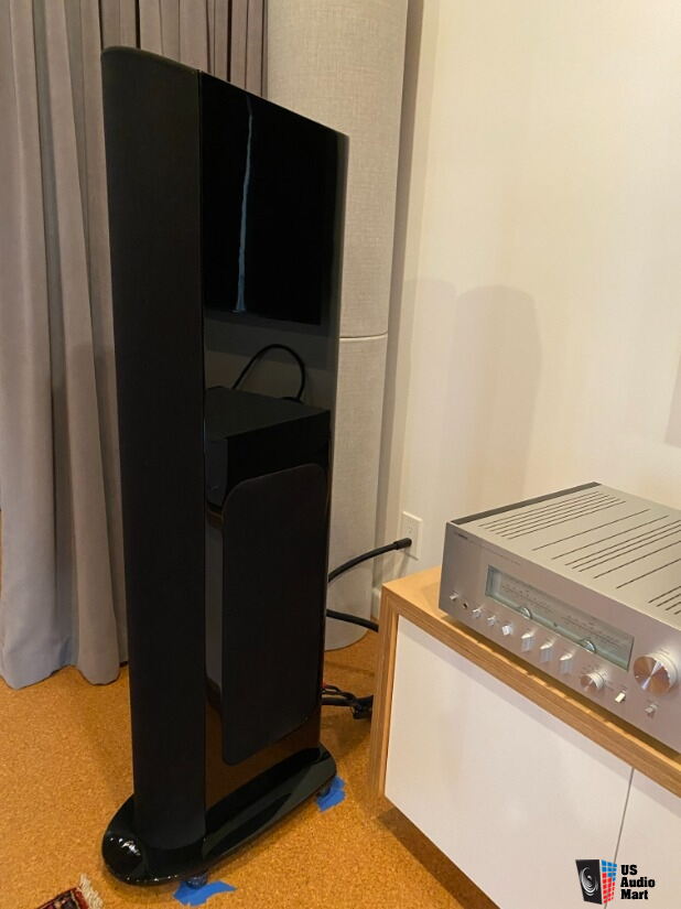 GoldenEar Triton One.R Speakers w/IsoAcoustics Gaia II Feet Photo ...