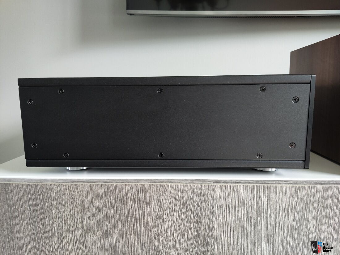 Outlaw Audio Model 7000X 7ch Amp Photo #4159527 - US Audio Mart