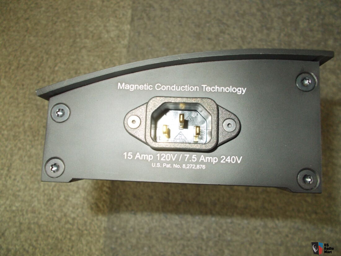High Fidelity Cables MC-10 Signature 3D power Conditioner Photo ...