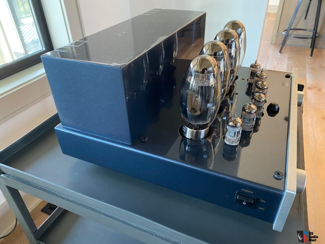 Primaluna Dialogue Premium Integrated (essentially an EVO 300) less ...