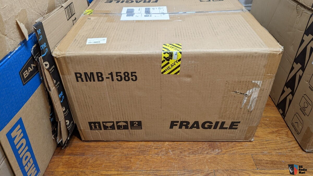Rotel RMB 1585 5 channel amplifier Photo #4175573 - US Audio Mart