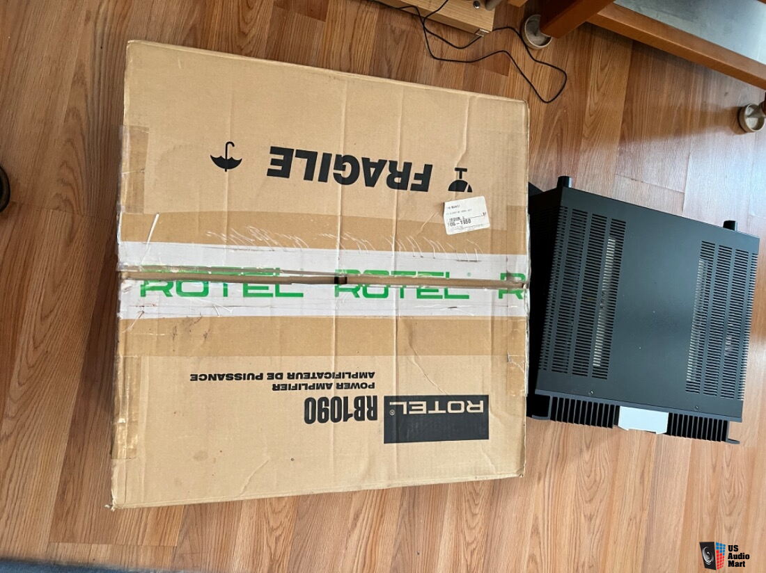 Rotel RB 1090 2 channel amp Photo #4175906 - US Audio Mart