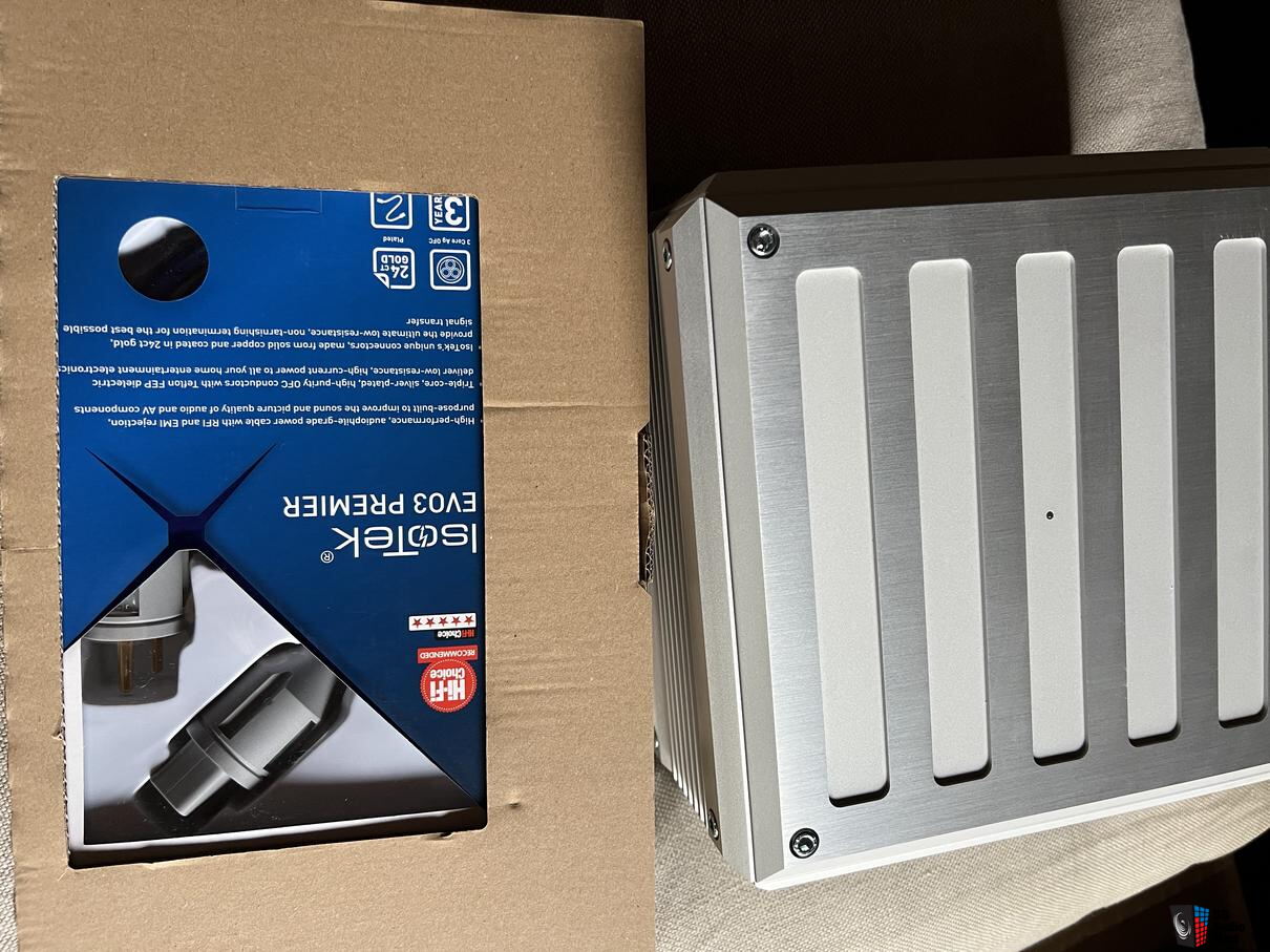 Isotek Titan EVO3 Photo #4179926 - US Audio Mart