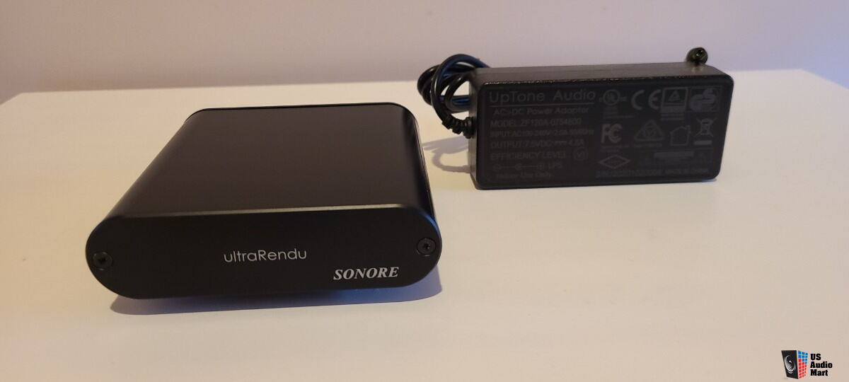 Sonore UltraRendu streamer with Uptone Audio power supply Photo ...