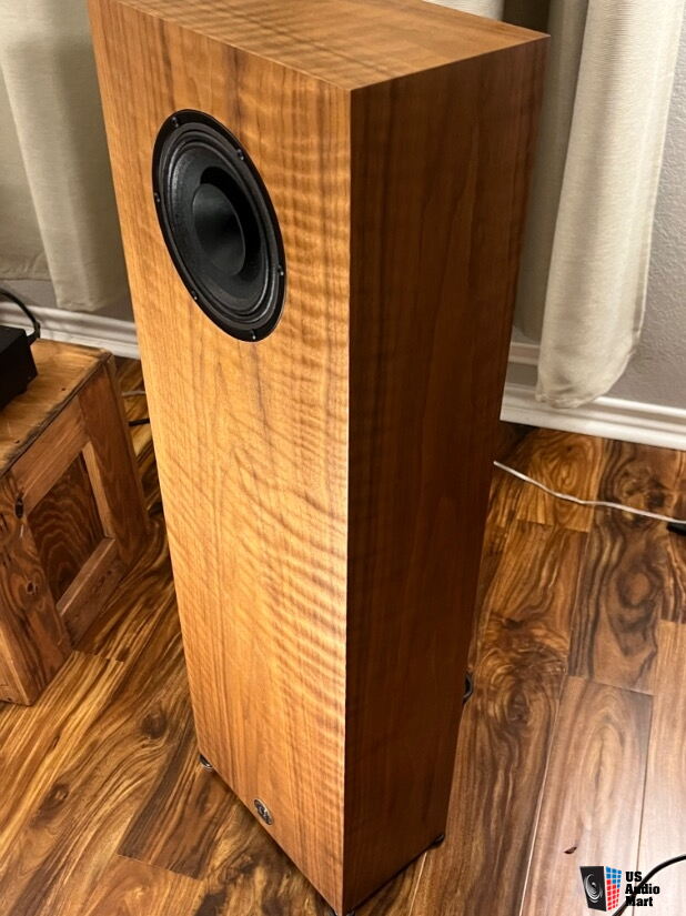 Omega Junior XRS Alnico Towers Photo #4184124 - US Audio Mart