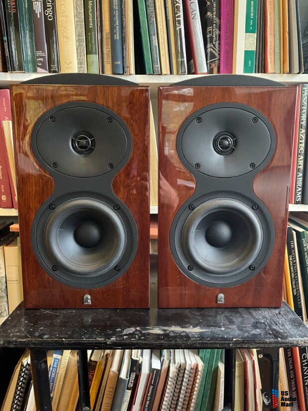 Revel Performa3 M105 in Walnut Photo #4188951 - US Audio Mart