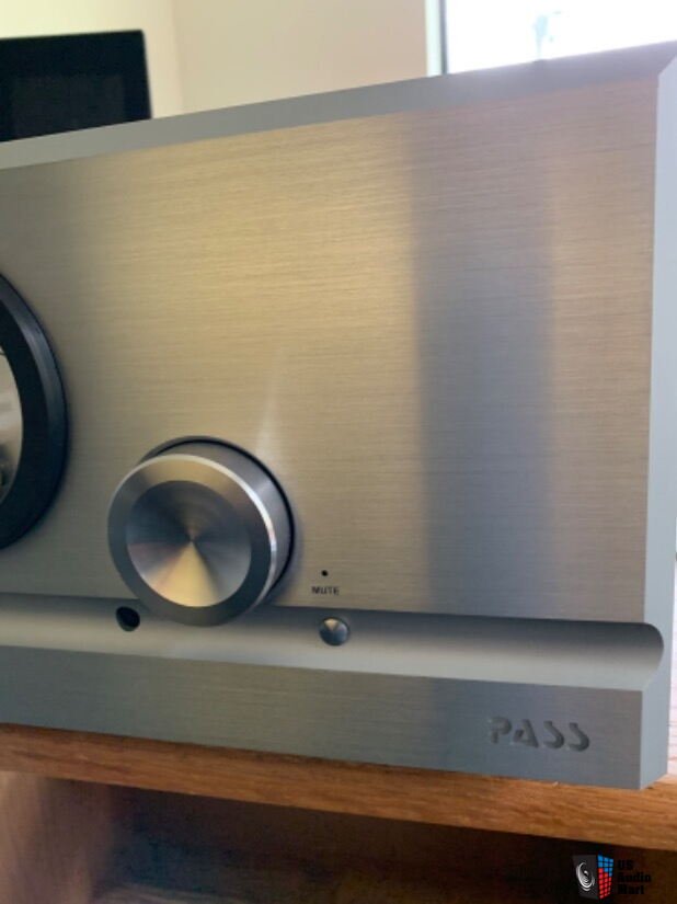 Pass Labs INT-250 Photo #4189212 - US Audio Mart