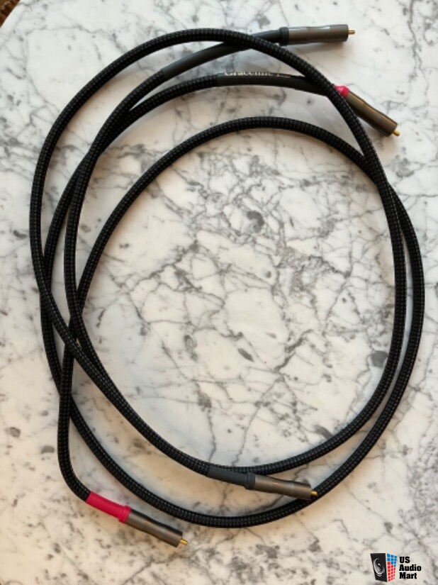 Black Cat Cable - 1.5m Graceline L2 Level 2 - RCA interconnects For ...