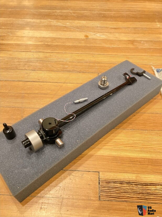 VPI JMW 12" 3D Printed Arm Dealer Ad - UK Audio Mart