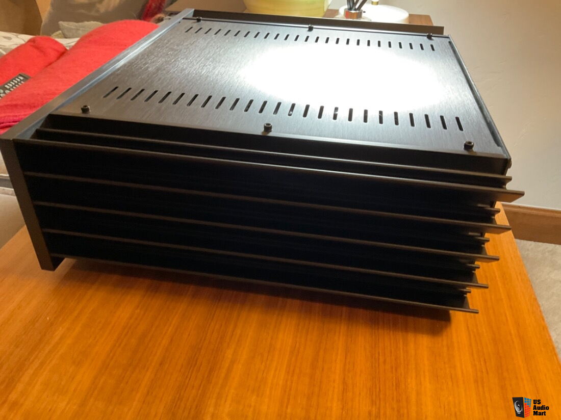 First Watt F8 Class A amplifier, 2 months new! Photo #4207141 - US ...