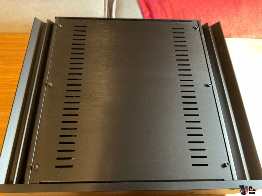First Watt F8 Class A amplifier, 2 months new! Photo #4207141 - US ...