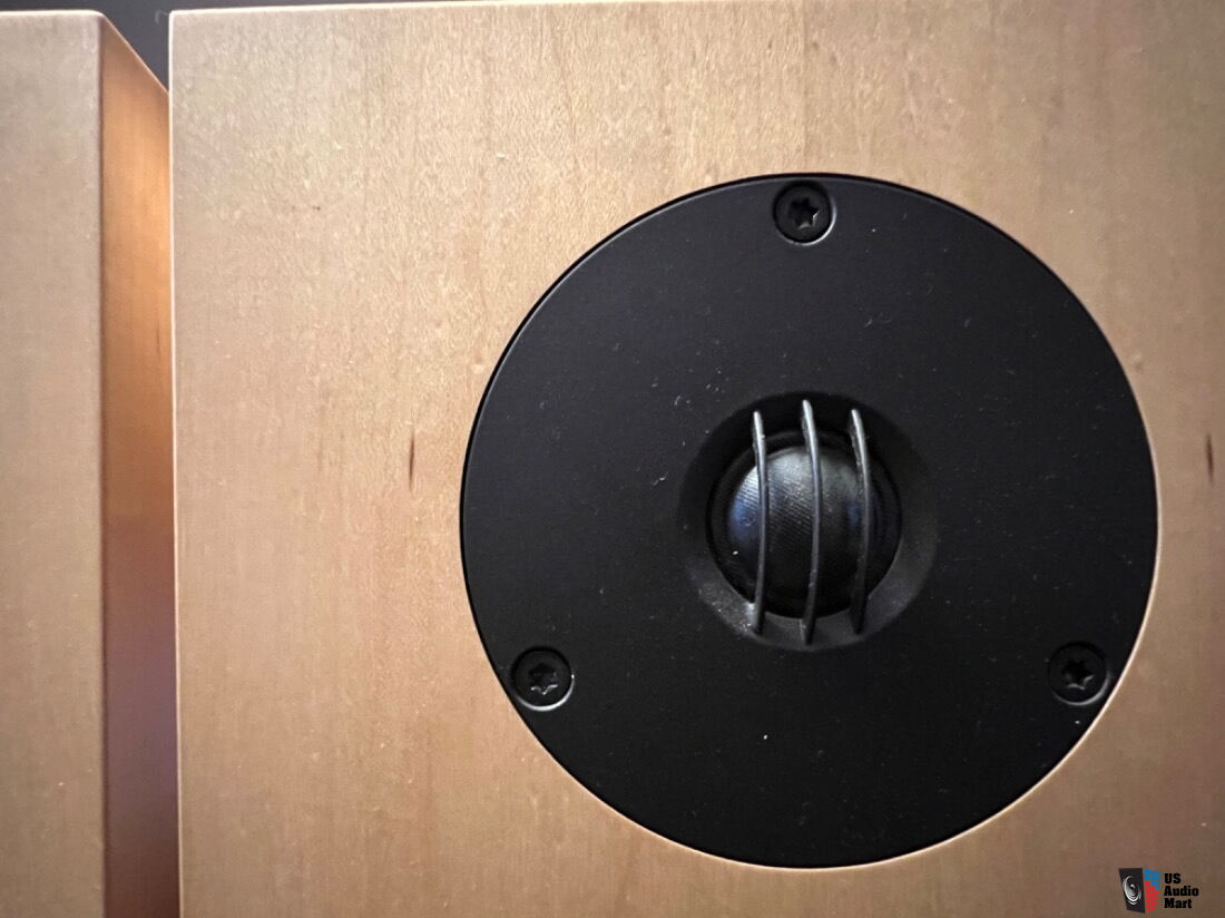 Linn Katan Speakers - Maple Photo #4207811 - US Audio Mart